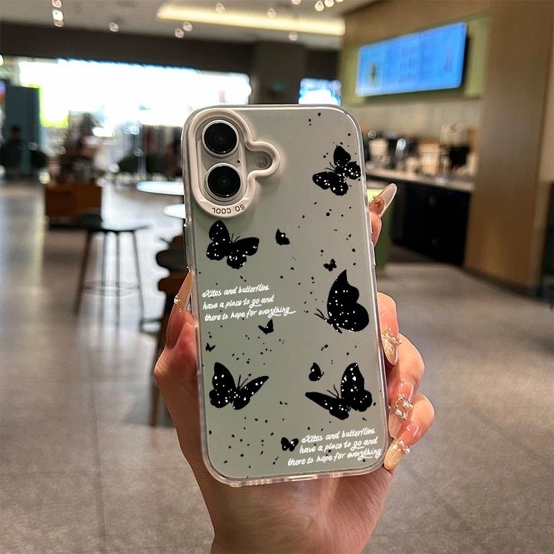 Чехол на Айфон 11 Бабочки летят / iPhone 11