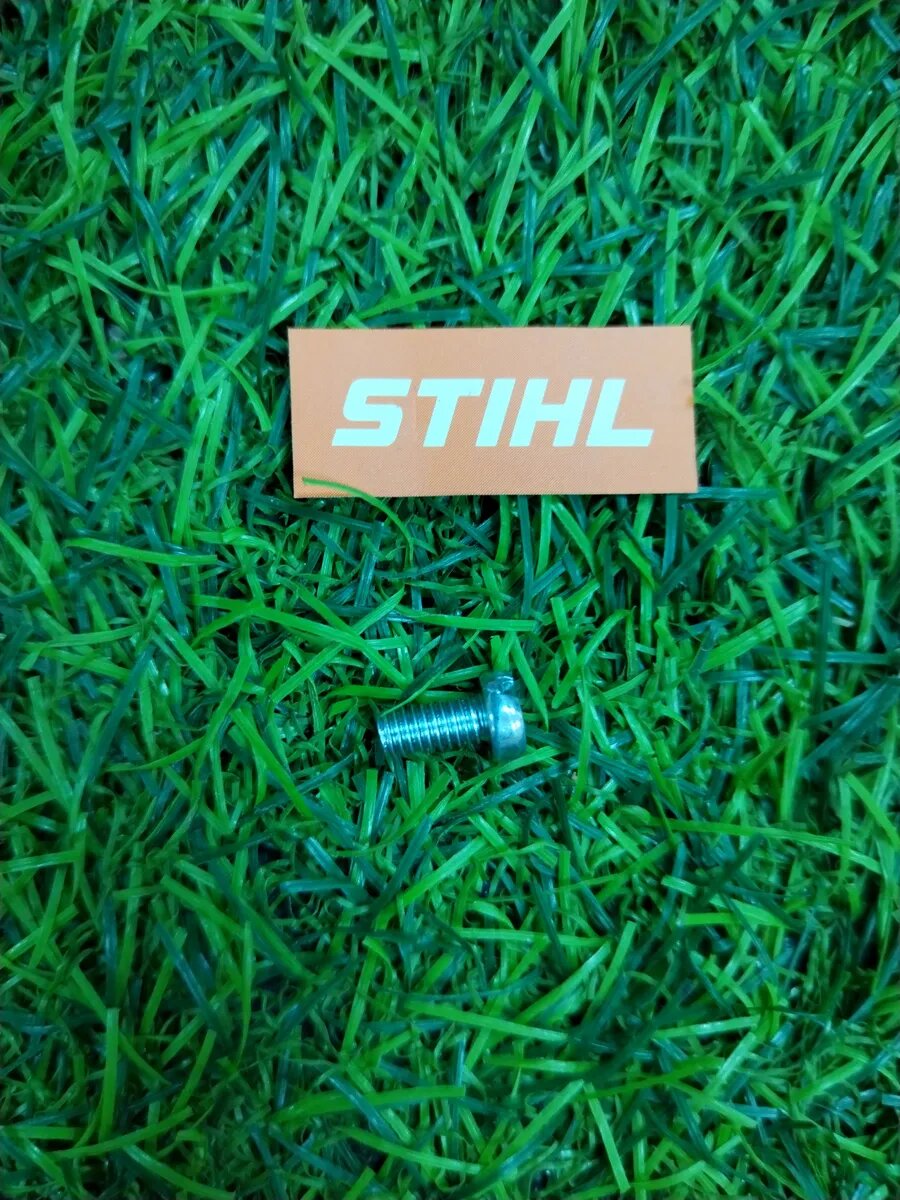 Винт для бензопил STIHL М4 х 8 9041-216-0630