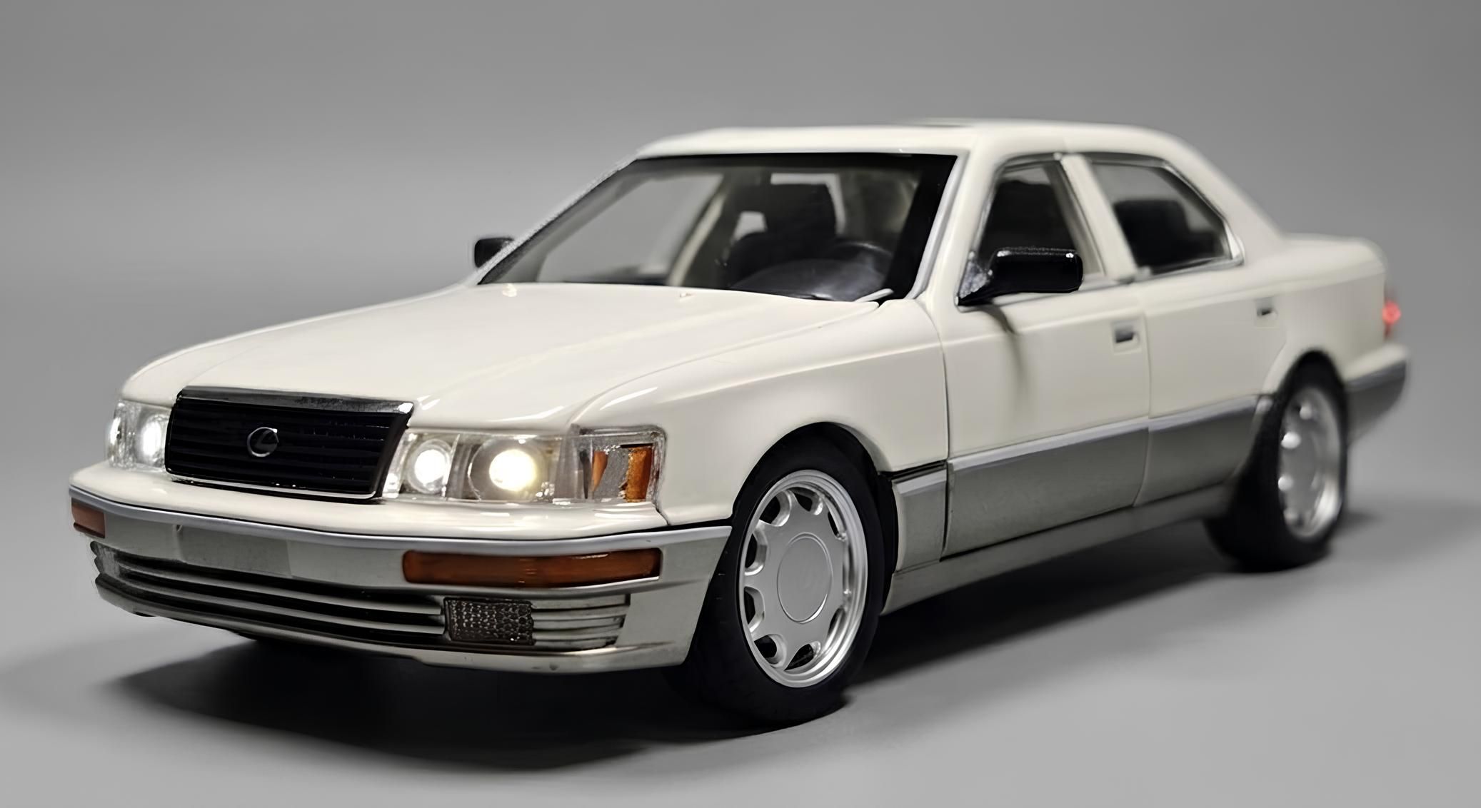 Машинка металлическая модель Lуxus LS 400 I (1989-1994) / Масштаб 1:24
