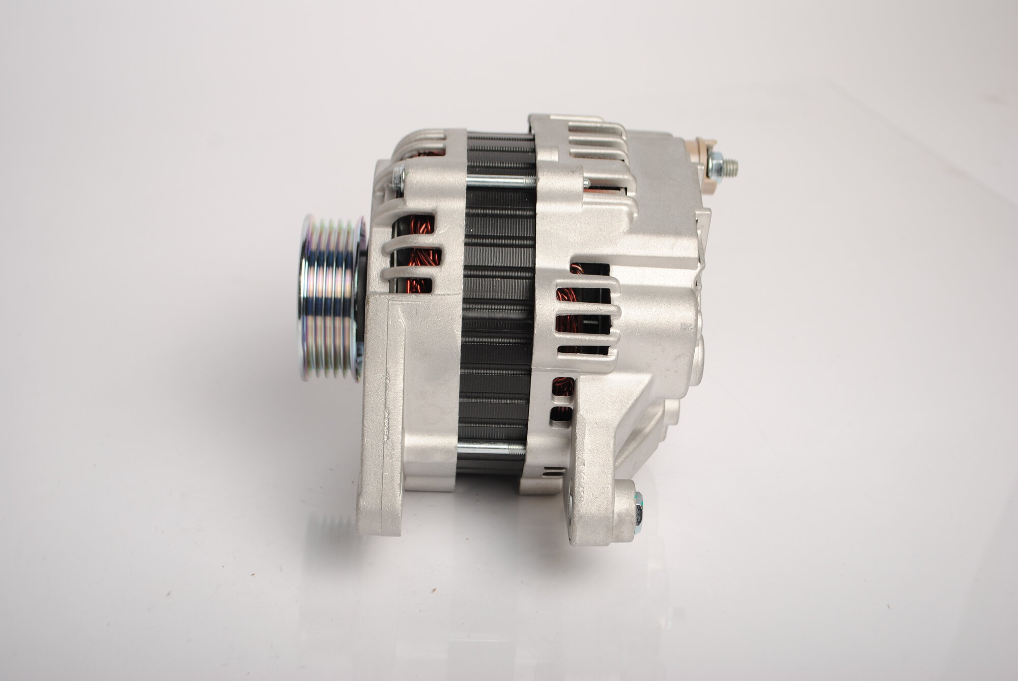 Генератор MD341353 Powertec MITSUBISHI