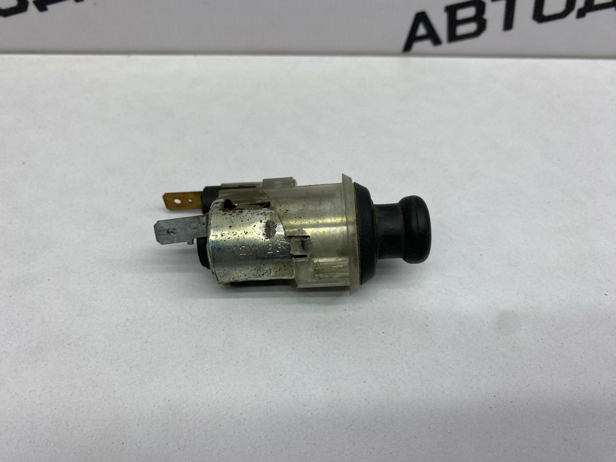 Прикуриватель в сборе Nissan Micra K11C 1993 г