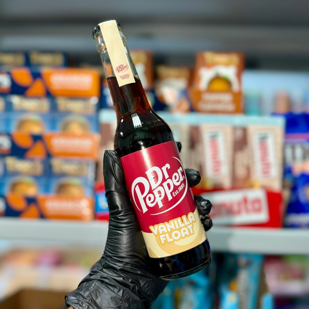 Газированный напиток Dr.Pepper Vanilla NRB Glass/Доктор Пеппер со вкусом ванили 275 мл.