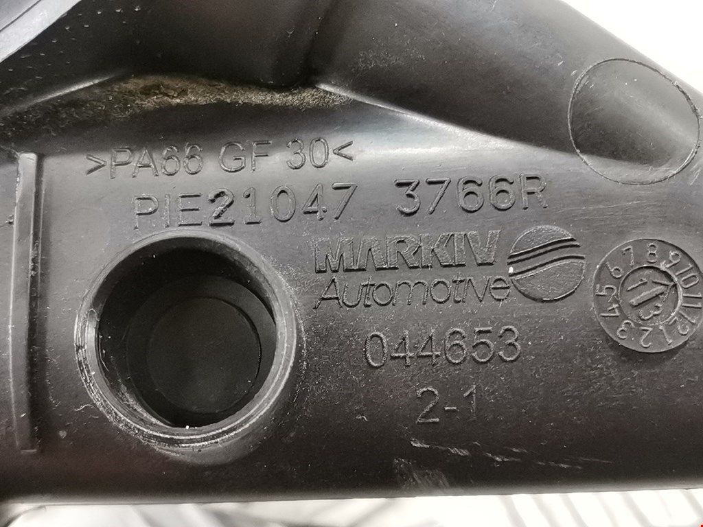 Патрубок охлаждения / 1858131 210473766R 210473766R для Renault Clio 4 (с пробегом)