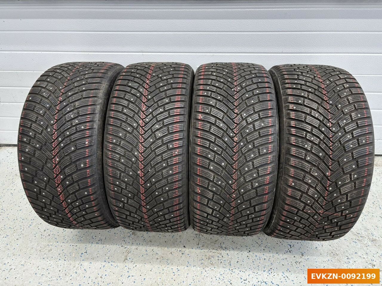 Комплект (4 шт) зимних БУ шин Continental IceContact 3 275/40 R20 25% износ 7895159812