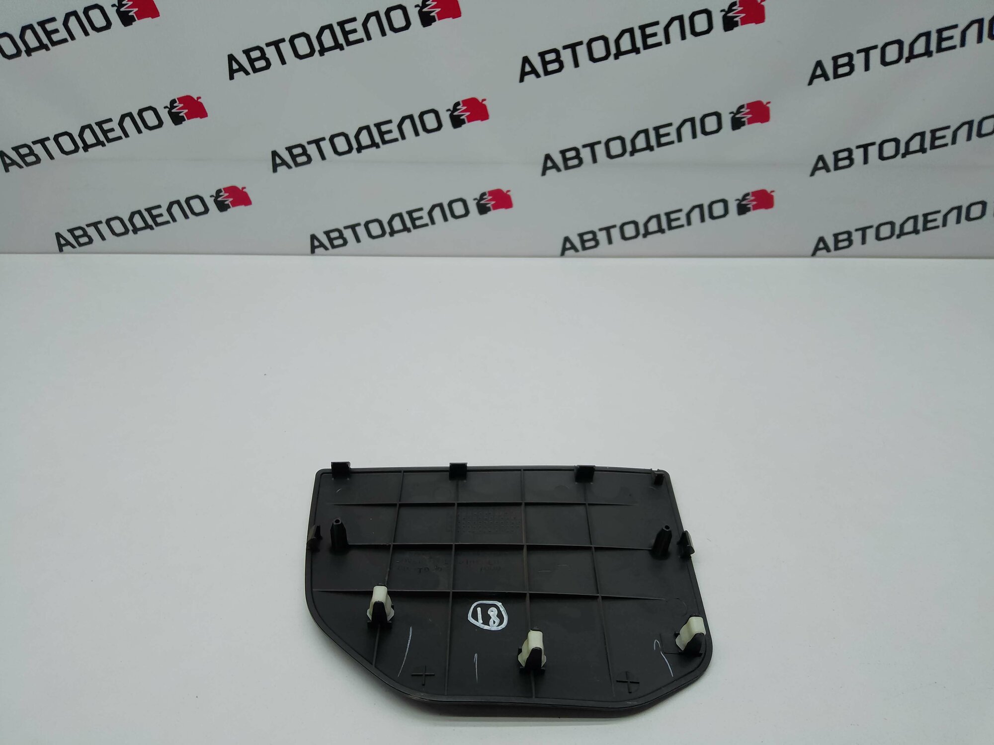 Накладка торпедо Mitsubishi Lancer 9 2004 г