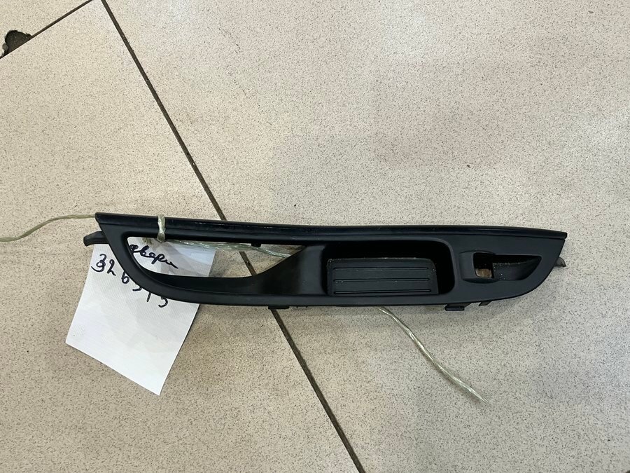 Накладка обшивки двери передней правой от Ford Focus 3 2011-2018