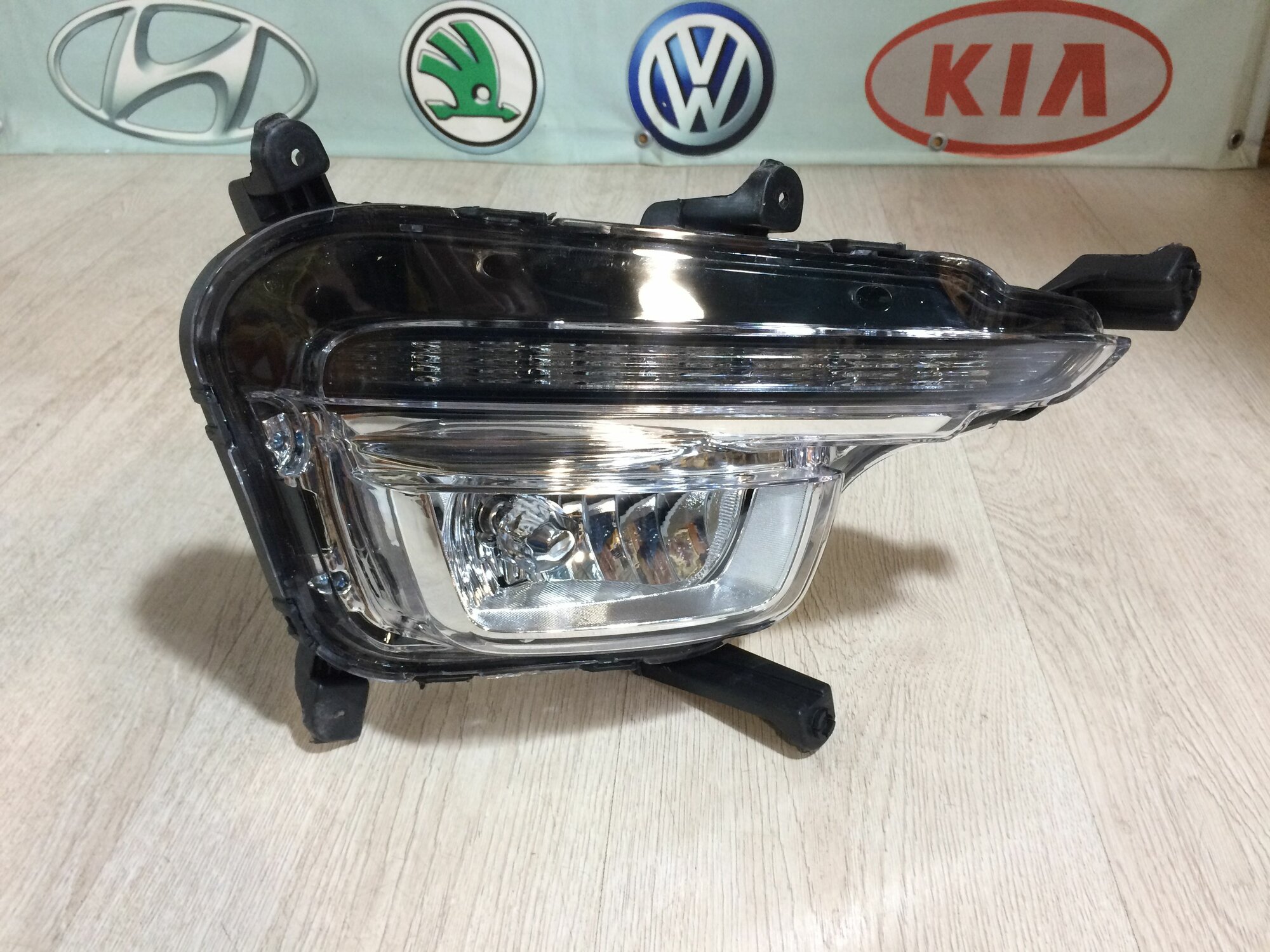 Туманка с дхо правая Киа Рио 15-17г Kia Rio рестайлинг