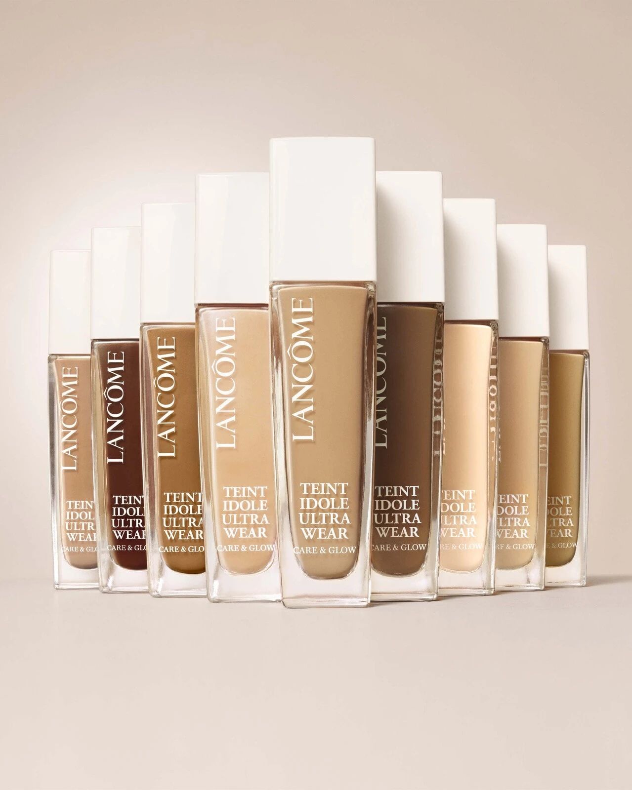 Тональный крем для лица Lancome Care Glow, 400W