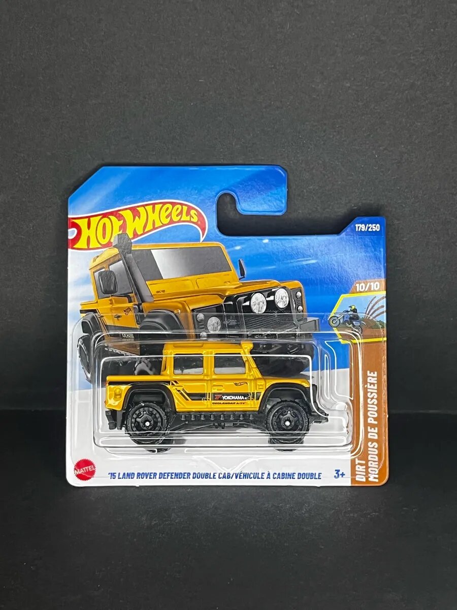 JBC00 Hot Wheels '15 Land Rover Defender Double Cab