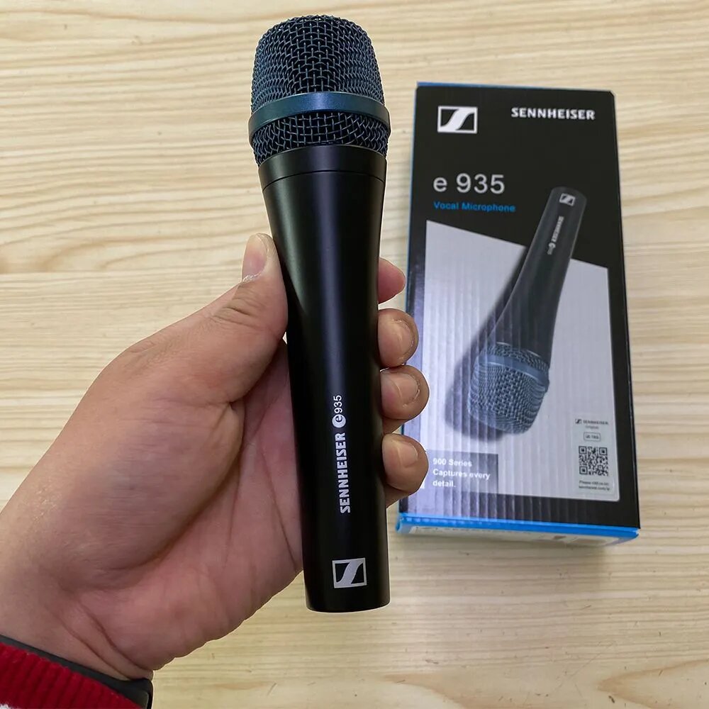 Sennheiser Микрофон для живого вокала E935, черно-серый
