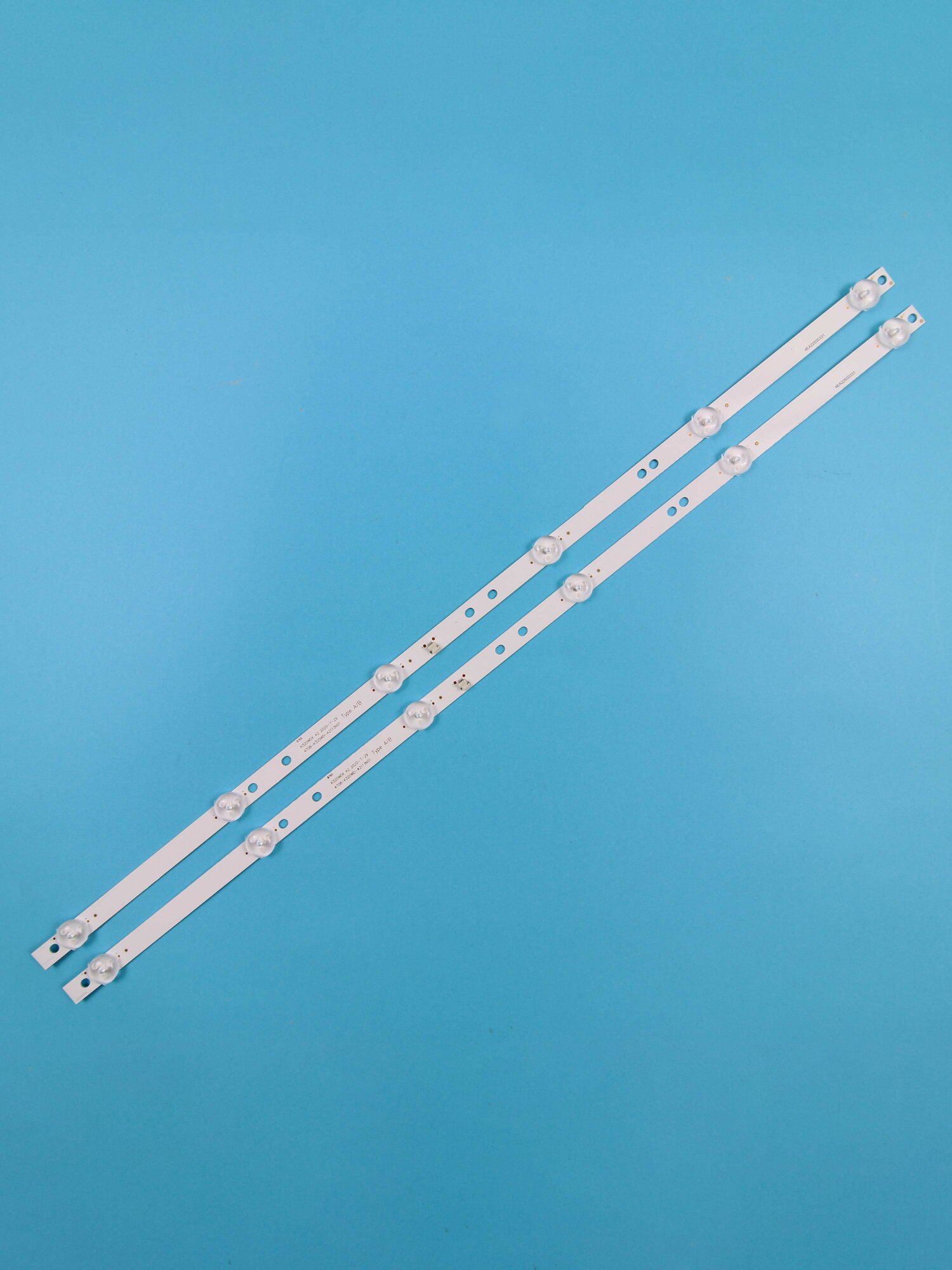 K320WDX A2 / 4708-K320WD-A2113N01 новый комплект планок подсветки для телевизоров 32"