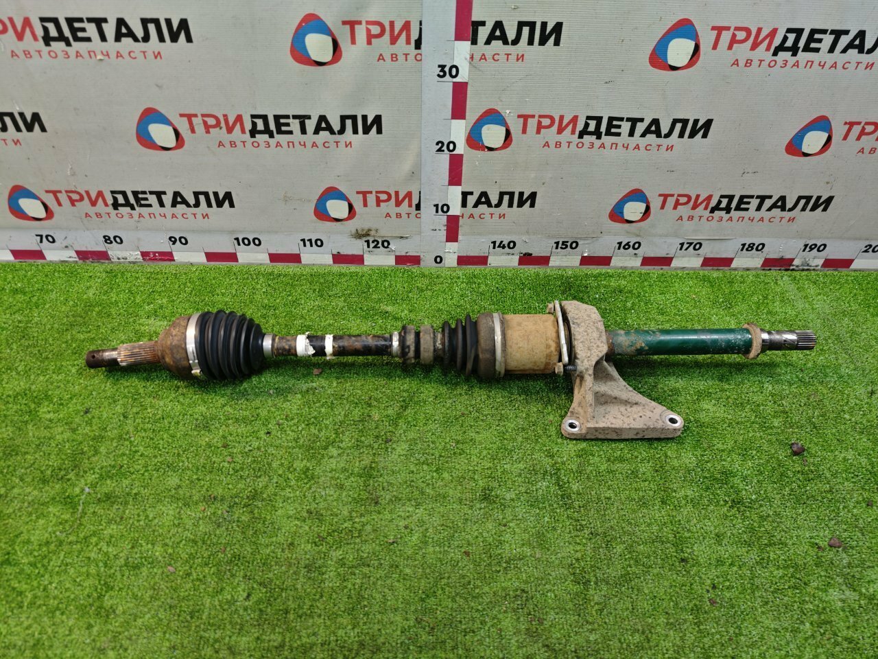 Привод Nissan Qashqai 1.6 HR16 2011 перед. прав. (б/у)