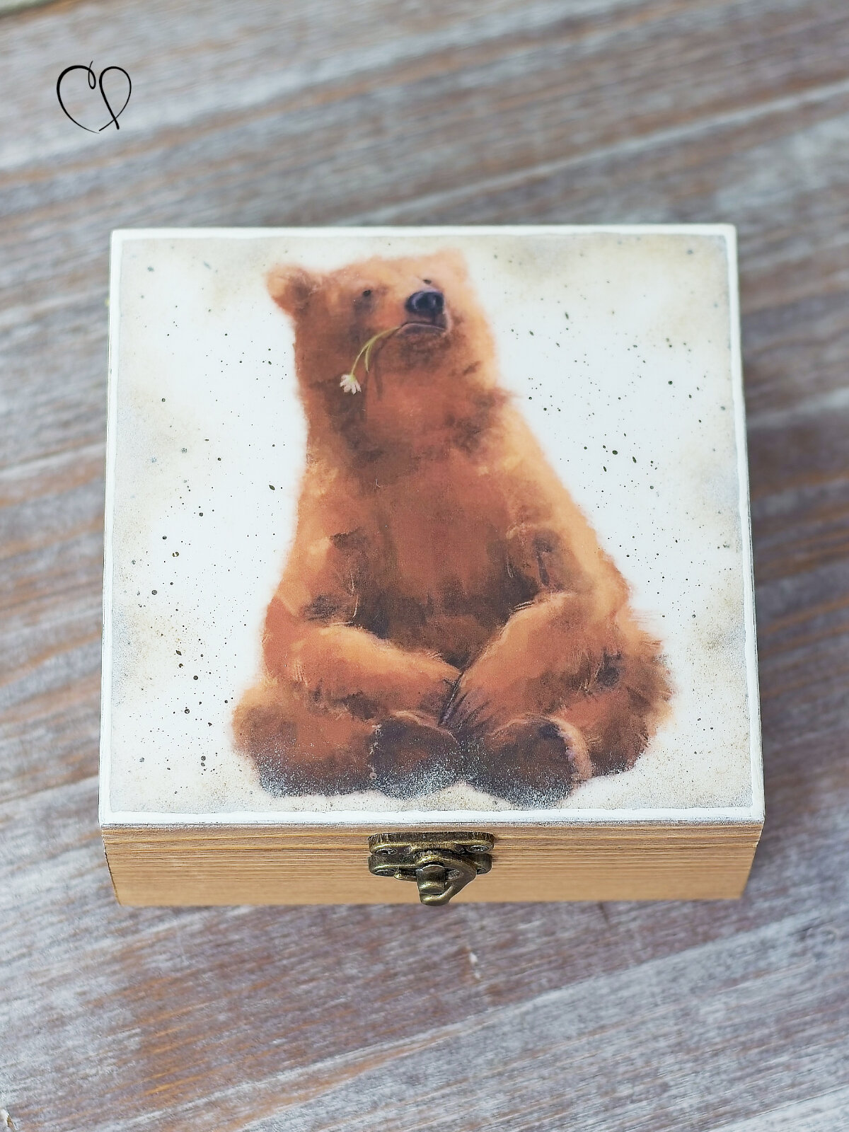 Шкатулка ArtCherish «Медведь», дерево, 14x14см, квадратная, с замком, ручная работа