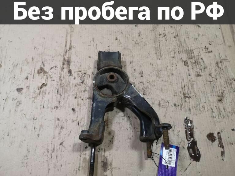 Подушка ДВС Зад с пробегом Toyota Noah AZR60G