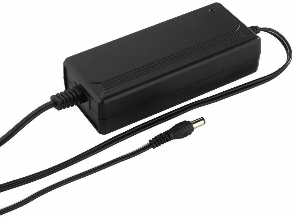 Блок питания 24V 3A 5.5x2.5 72W для светодиодных лент , терминалов систем видеонаблюдения , трансформаторов маникюрных ламп