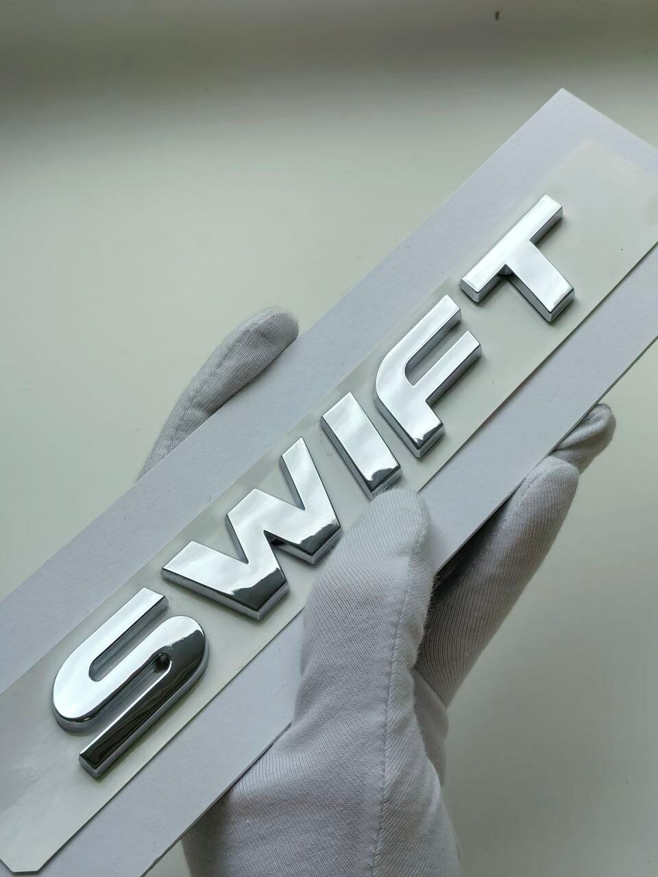 Надпись Swift 165*21 мм шильдик эмблема Suzuki Сузуки на авто