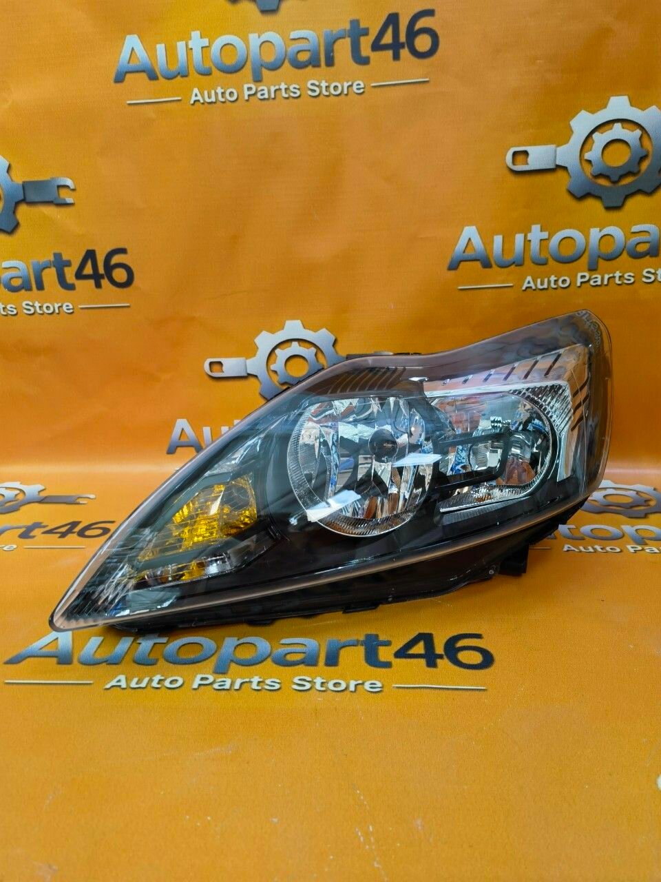 Фара Фокус 2 08-11, FORD FOCUS II 08-11 черная с электрокорректором левая сторона (водительская)