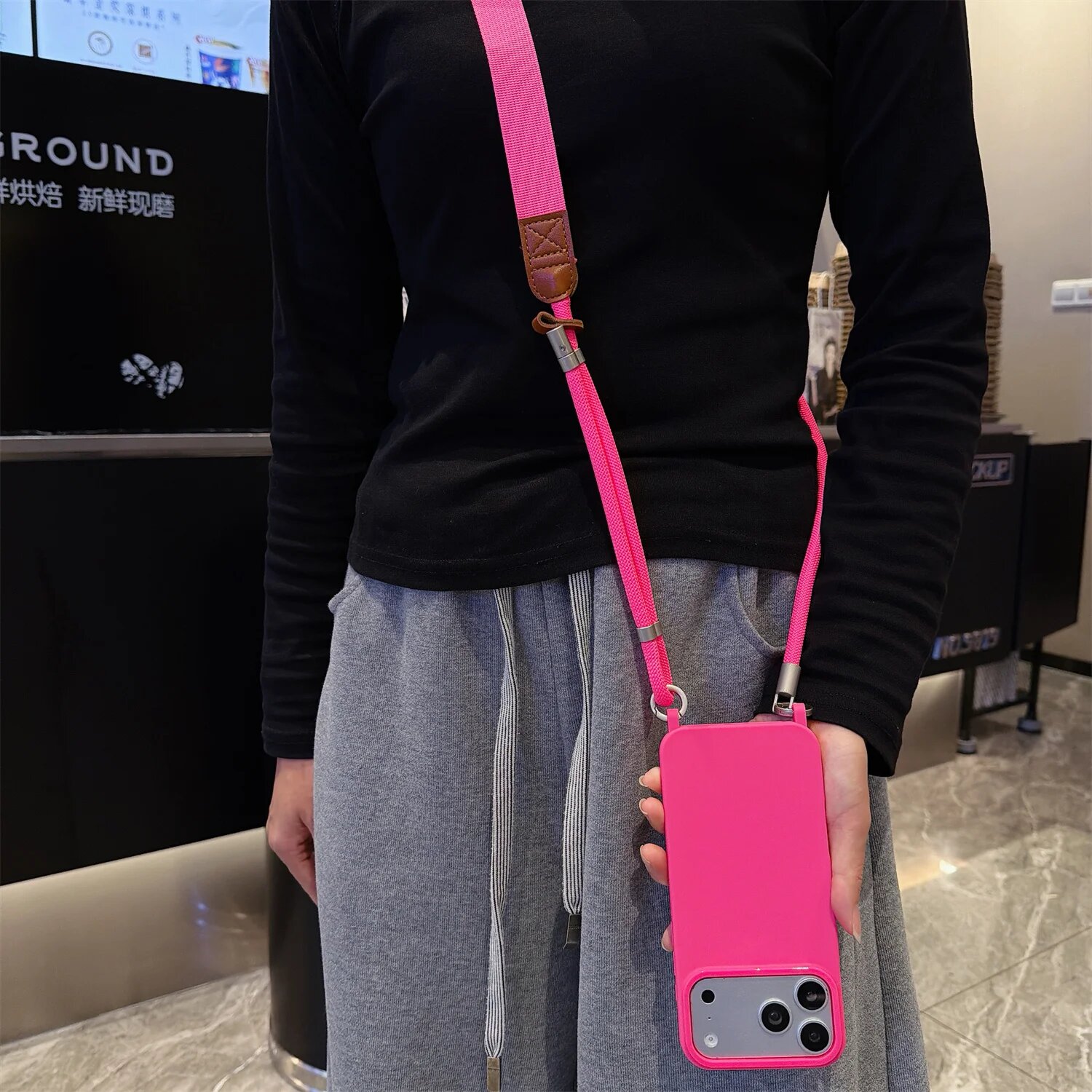 Чехол-накладка с ремешком для iPhone 17 Pro Max 16 15 Plus 14 13 12 iPhone 14 Pro, Красный, Rose Red