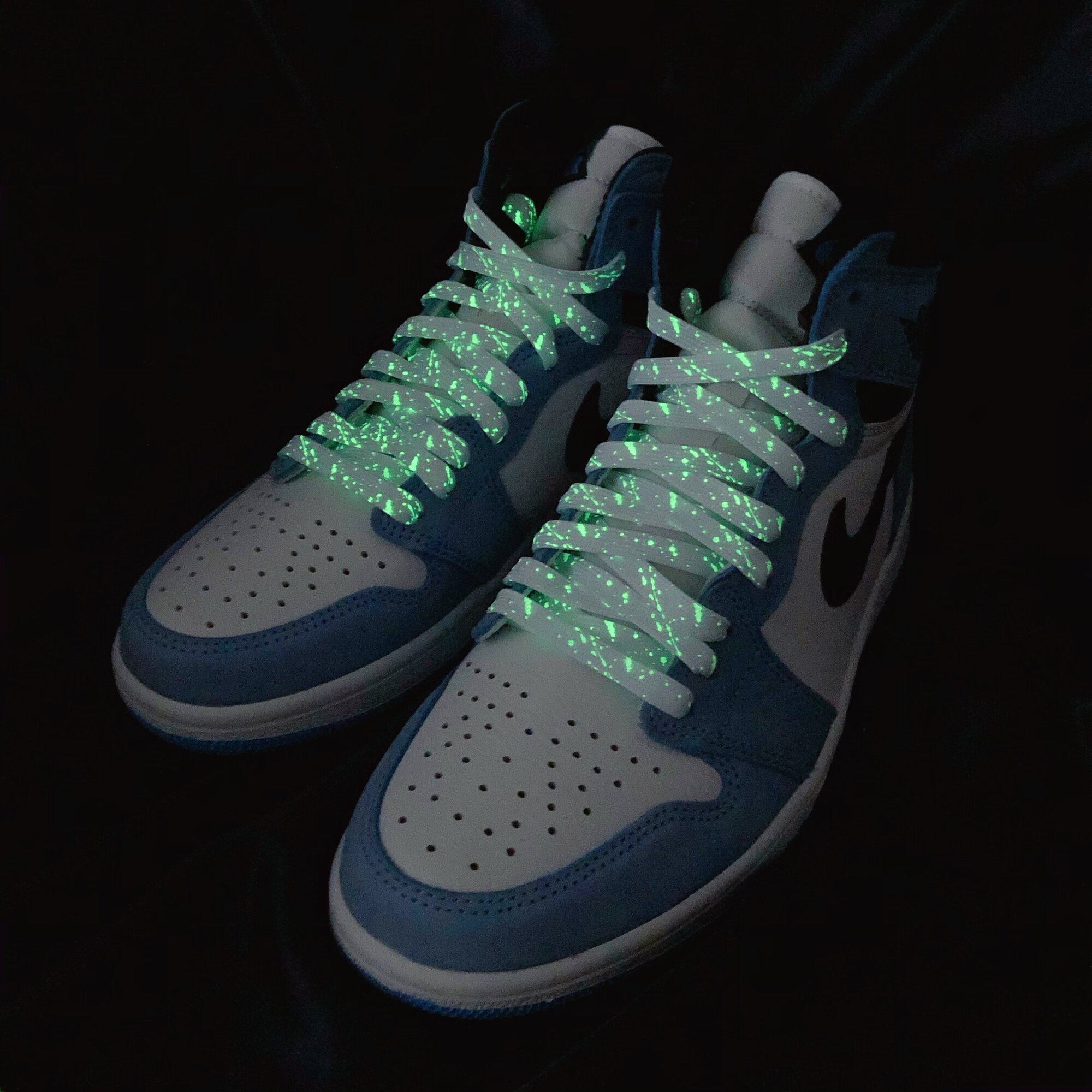 Шнурки унисекс US8ACC, 140 см, Glow in The Dark Ink Splatter Pink and Yellow Laces 1 Pack+Glow in The Dark Ink Splatter Cooling Green Laces 1 Pair — фото 1