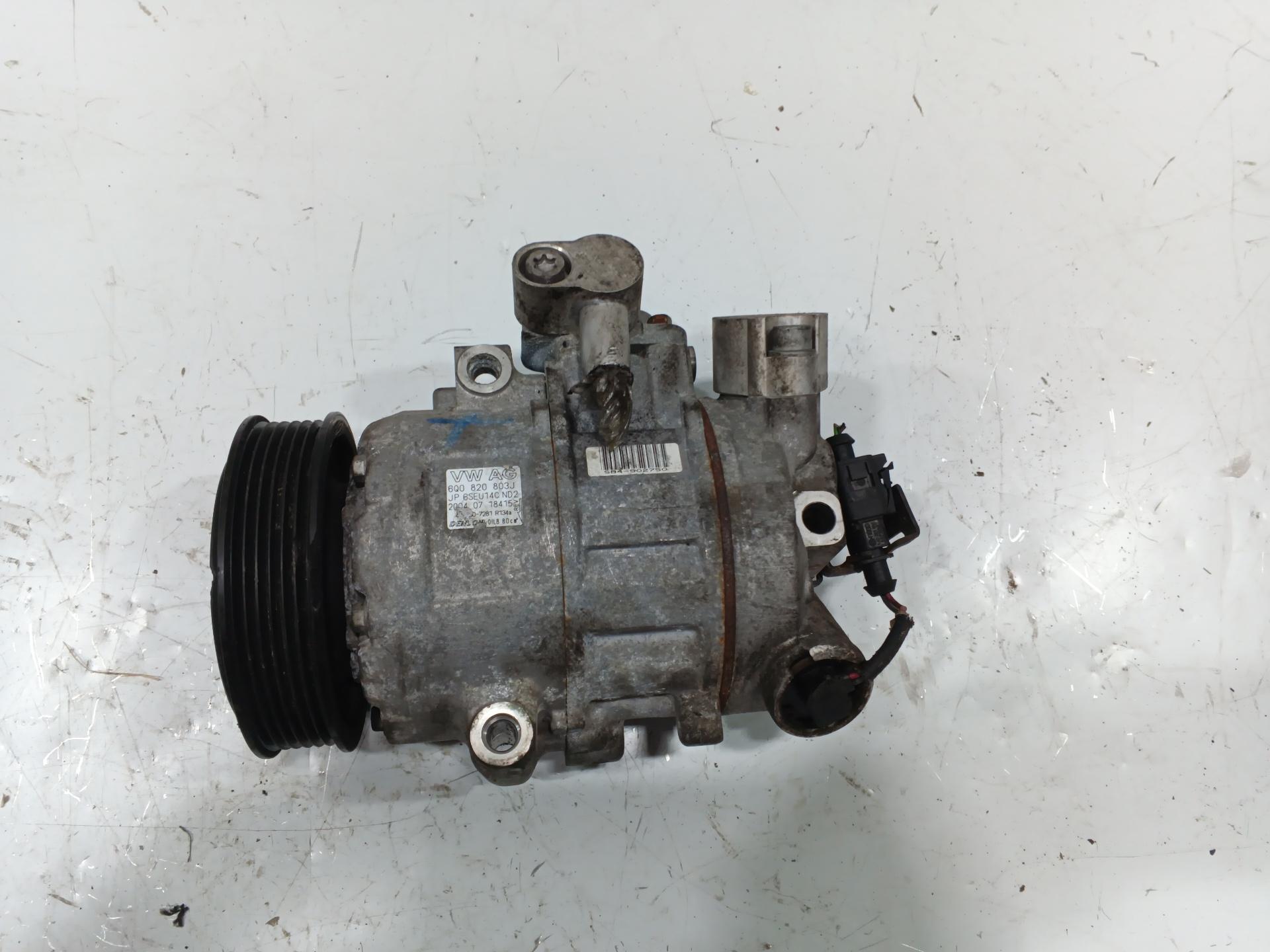 Компрессор кондиционера Volkswagen Polo 1 (1975 - 1979) 6Q0820803J