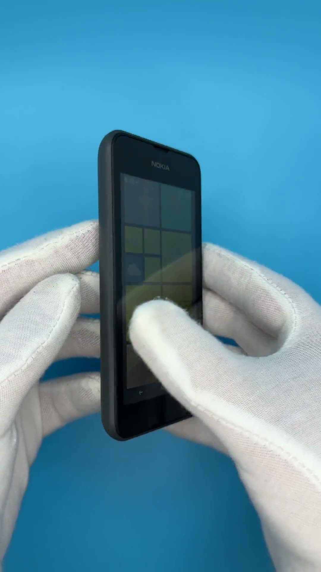 Смартфон Nokia Lumia 530 — фото 1