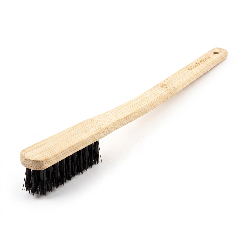 Щетка автомобильная для труднодоступных мест Bamboo Brush XL Shine Systems, 40 см SS572
