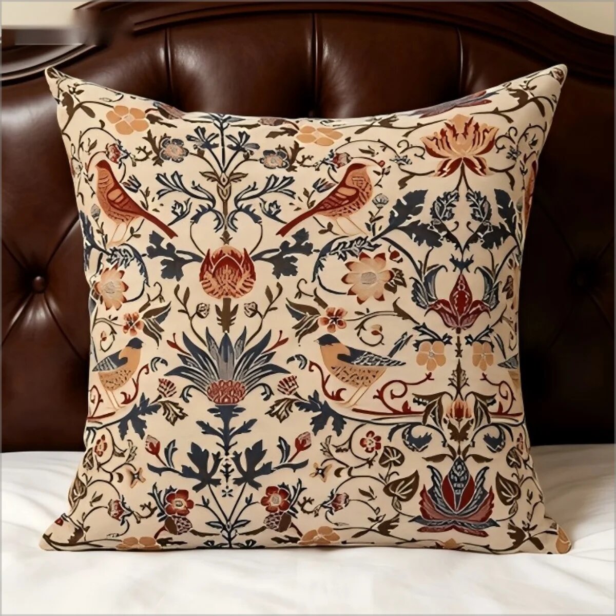 Наволочка с цветочным узором William Morris 45x45cm