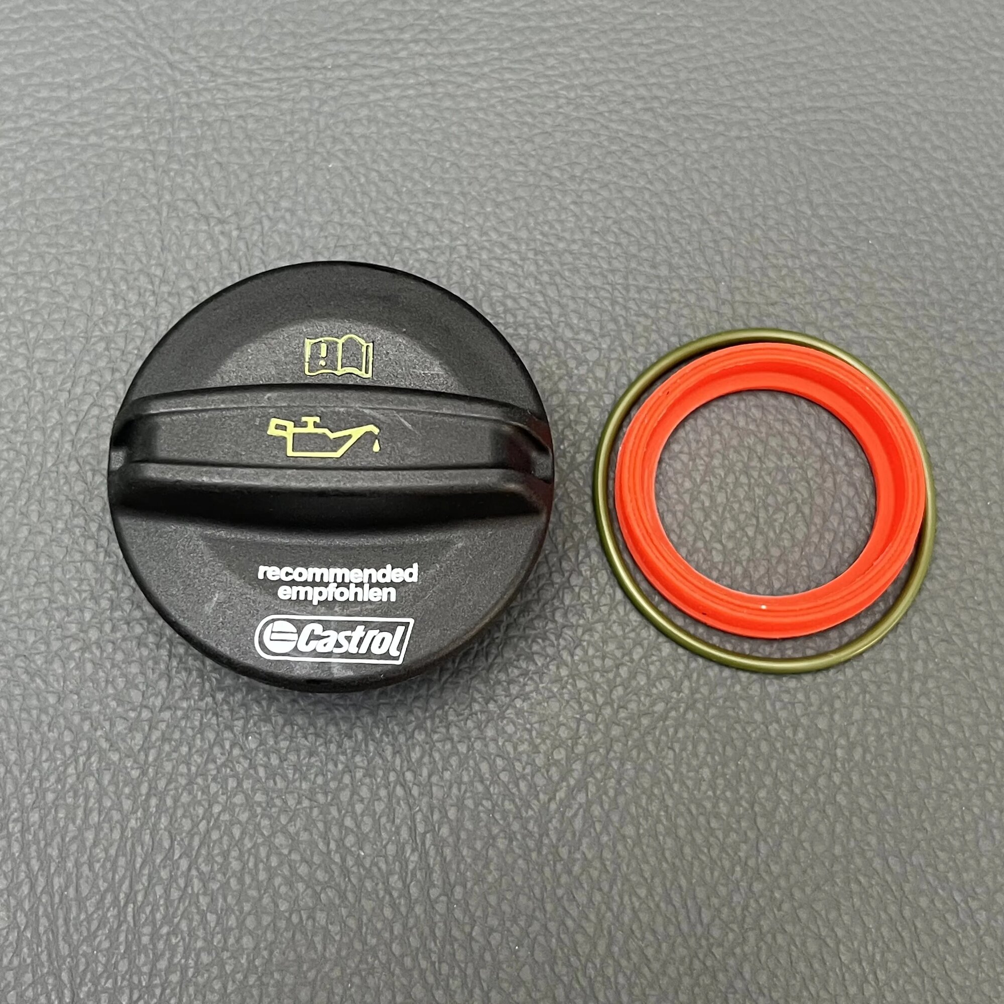 EA888 Крышка Масляного двигателя третьего поколения 06G103485 для VW Passat B8L Golf 7 MK7 Touran L A4L Q5 A3 1.8TSI 2.0TSI 06G 103 485