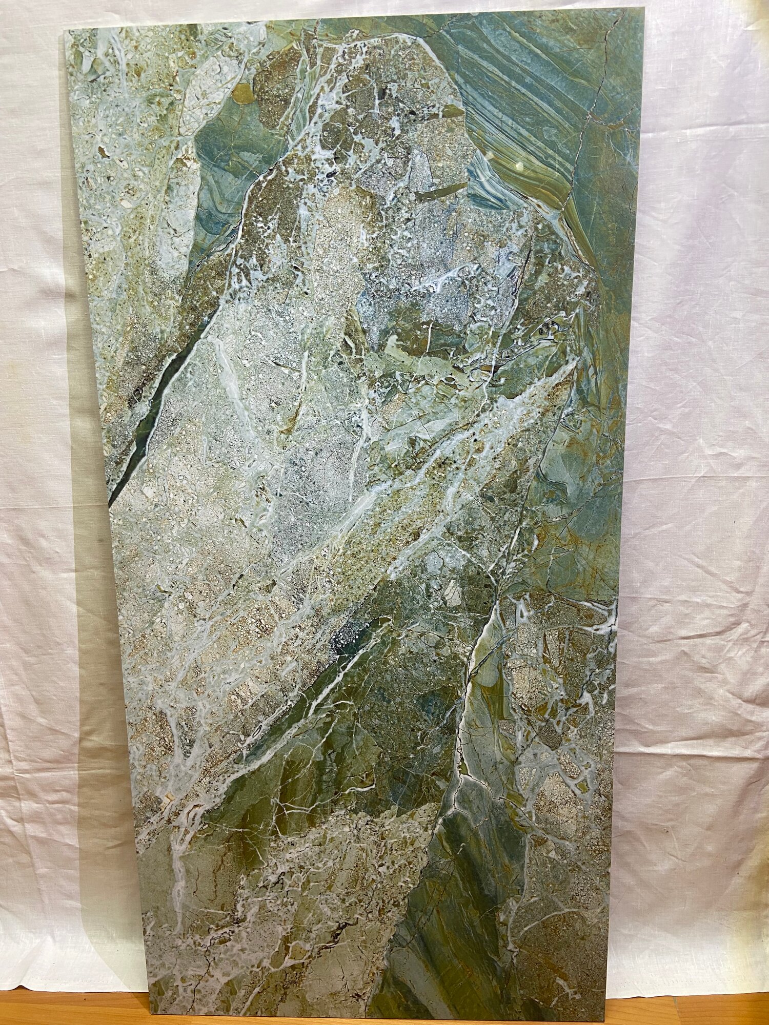 Керамогранит глянцевый Greenstone, 600*1200, производство Индия, 1шт - 1 плитка