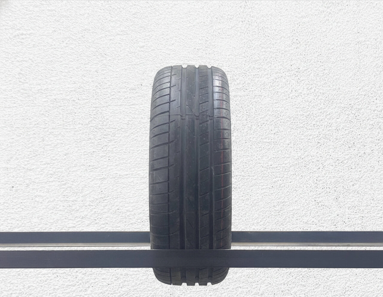 Летние шины starmaxx ULTRA SPORT ST760 205/55 R16 15% износ TSB056823