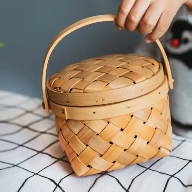 Хлебница из ротанга, коричневая, 20 см х 20 см х 13 см