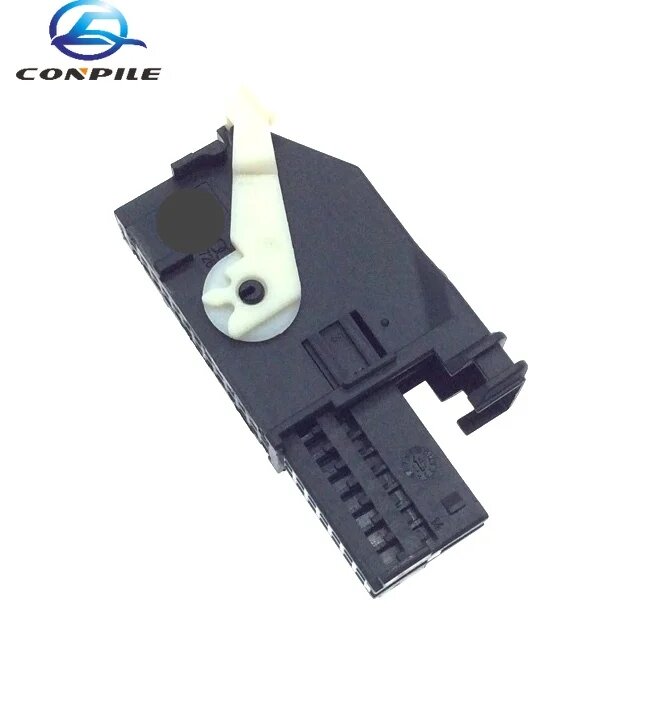 Разъем для камеры Volkswagen RCD510 RNS510 RGB 26-контактный connector