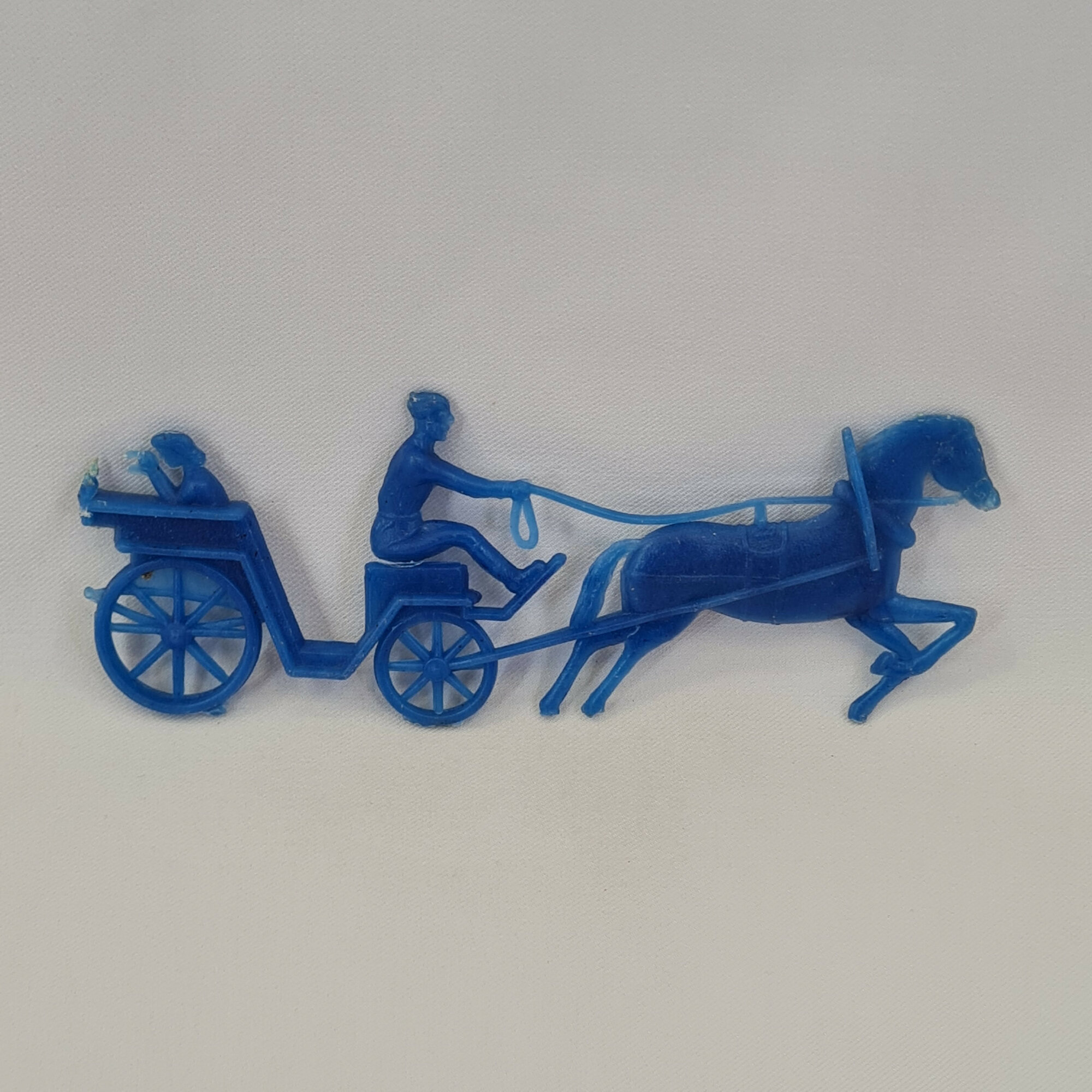 Игрушка винтажная СССР. Конная повозка с возницей и пассажиром для игрового набора