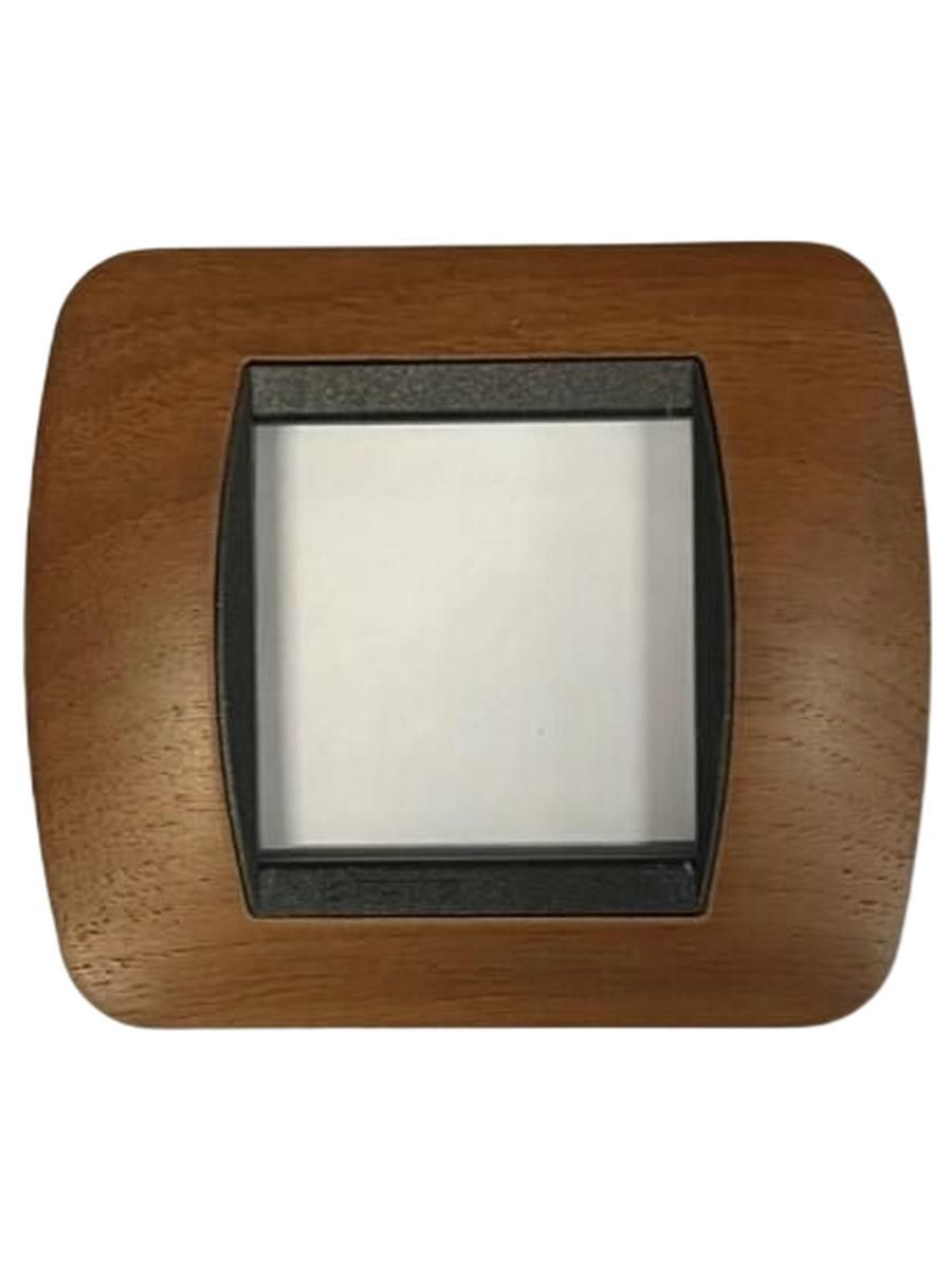 Рамка 1 пост, форма эллипс, дерево. Цвет Лесной орех . Bticino LIGHT. L4802LNC