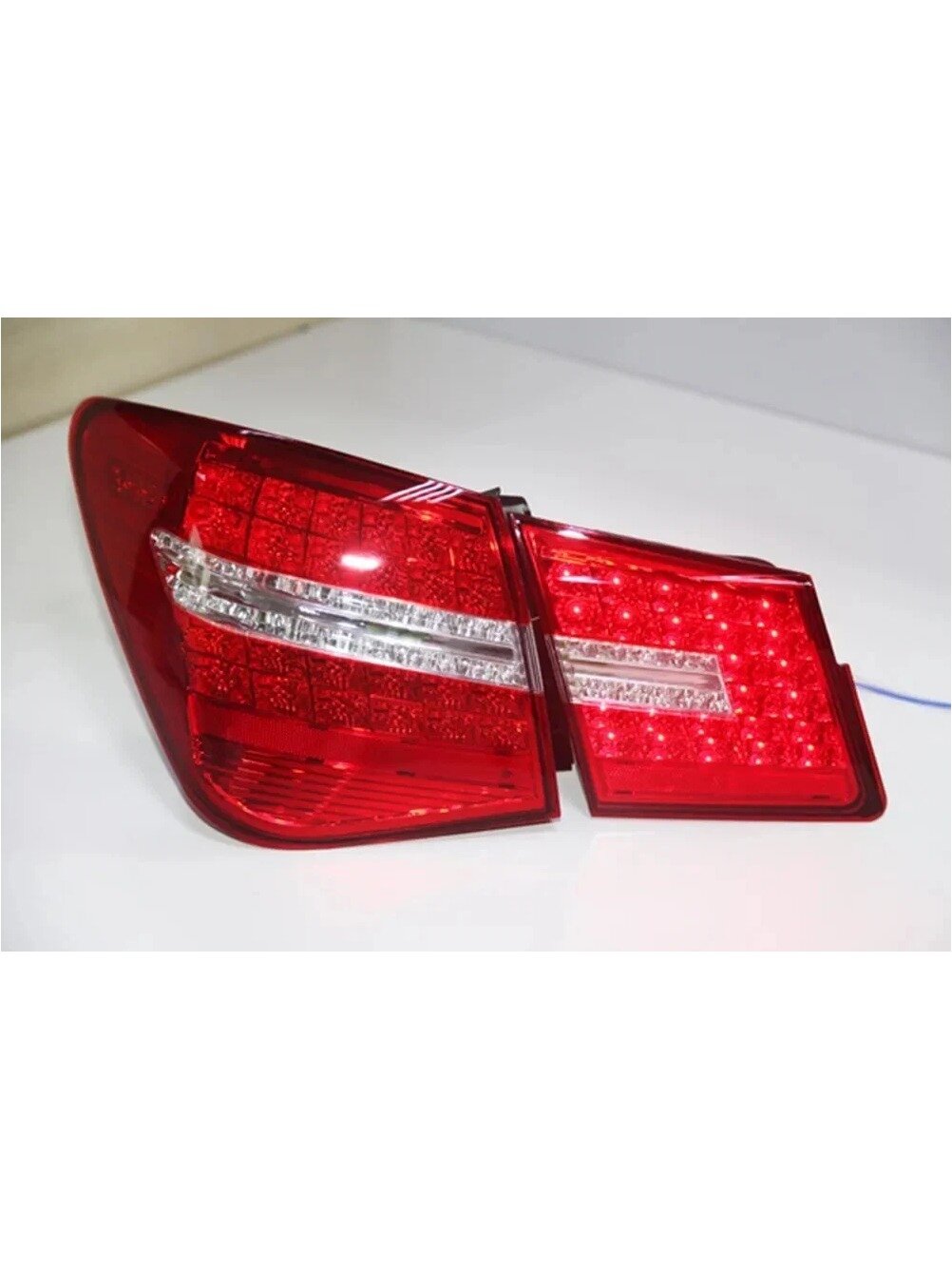 Фары автомобильные, Задний фонарь, 1 шт, арт. MF-TL-000326 T