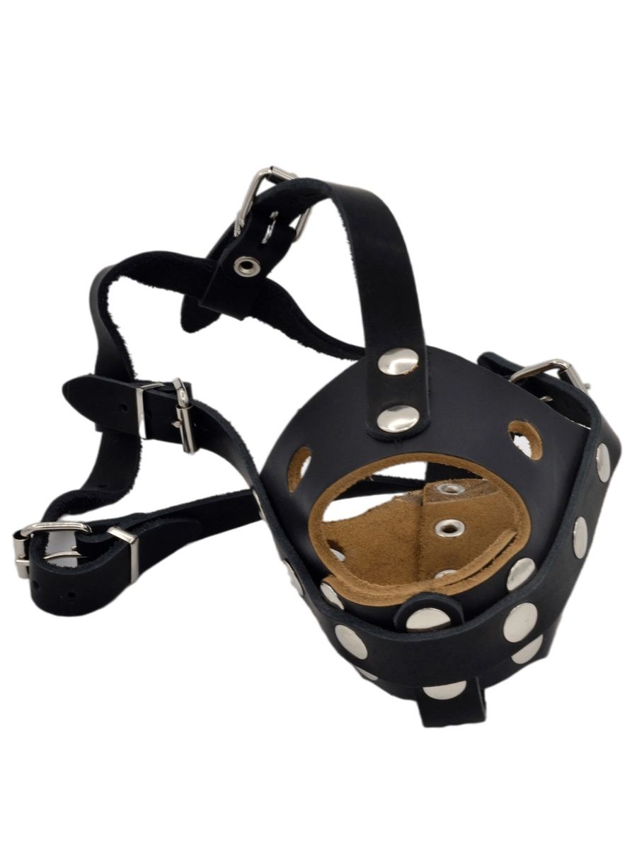 Намордник кожаный CHOKERZ глухой ударный (обхват носа - 32 см; длина - 10 см)