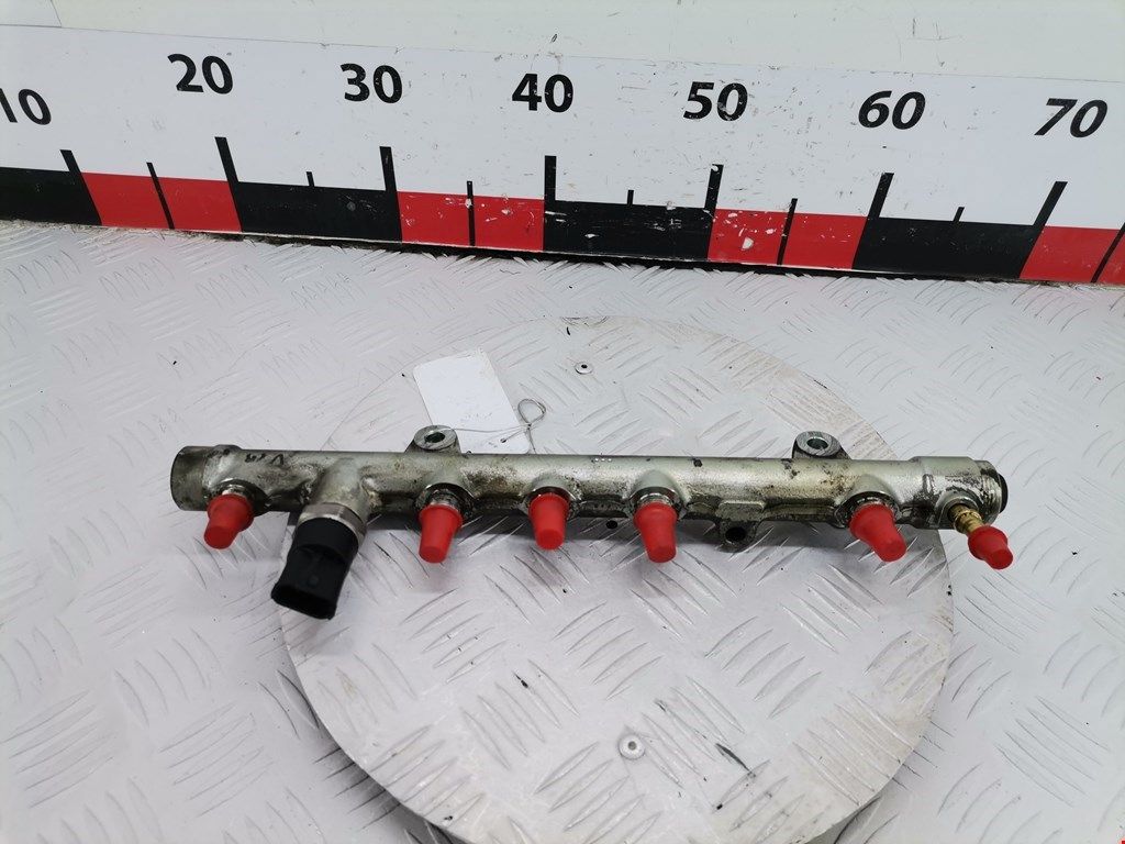 Датчик давления топлива / 1598067 0281002719 7701068401 для Renault Megane 2 (с пробегом)