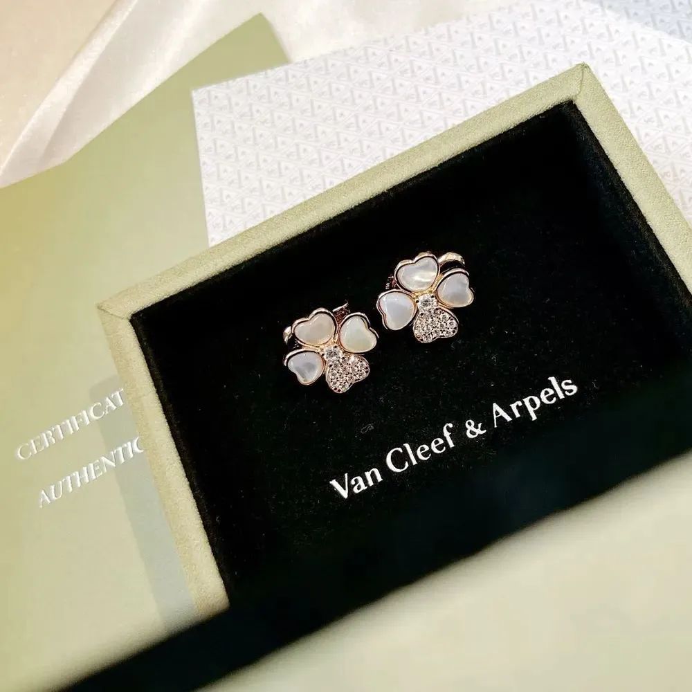 Серьги Van Cleef & Arpels — фото 1
