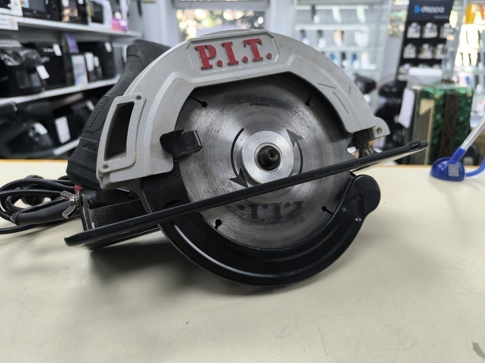 Циркулярная пила (дисковая) P.I.T. PKS185-C4 1200Вт (ручная), б/у, уценка