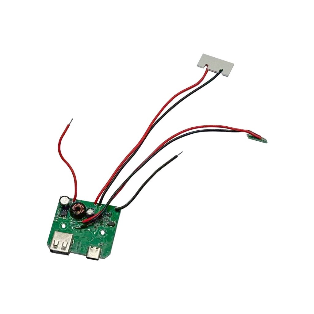 Две платы адаптера USB для аккумуляторных блоков 21 В и использования питания устройства здесь