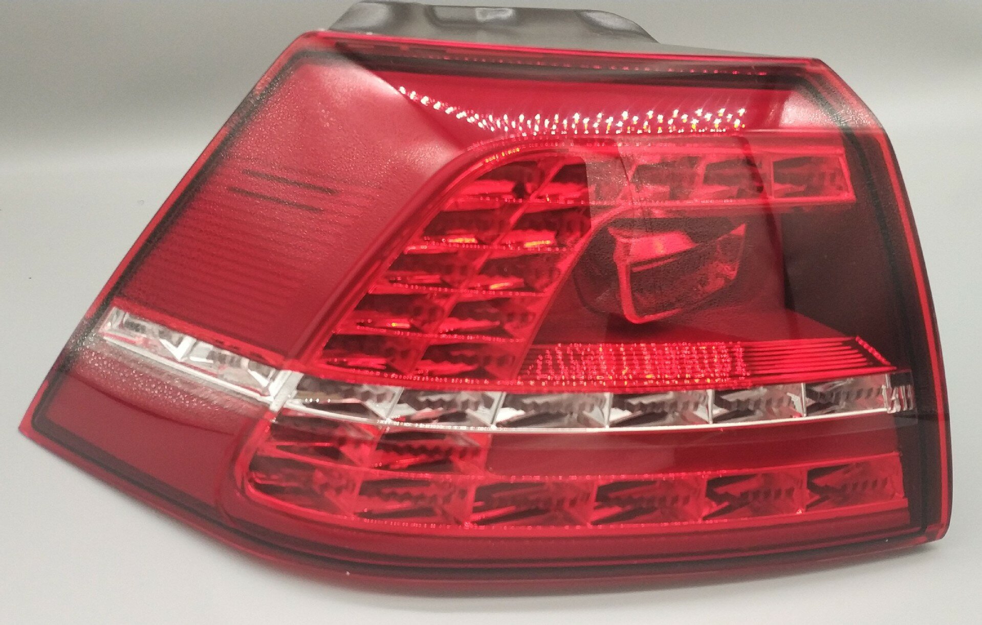 OEM-совместимая задняя фара для Volkswagen Golf 7, внешняя сторона водительской стороны, заменяемая деталь
