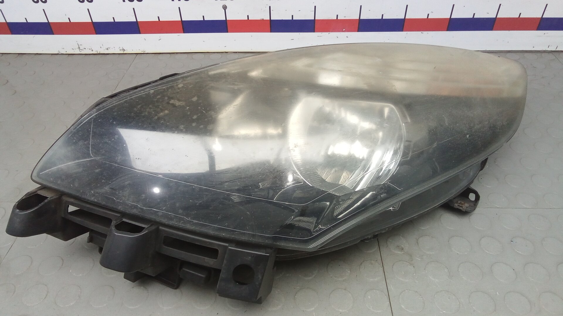 Фара левая RENAULT SCENIC 3