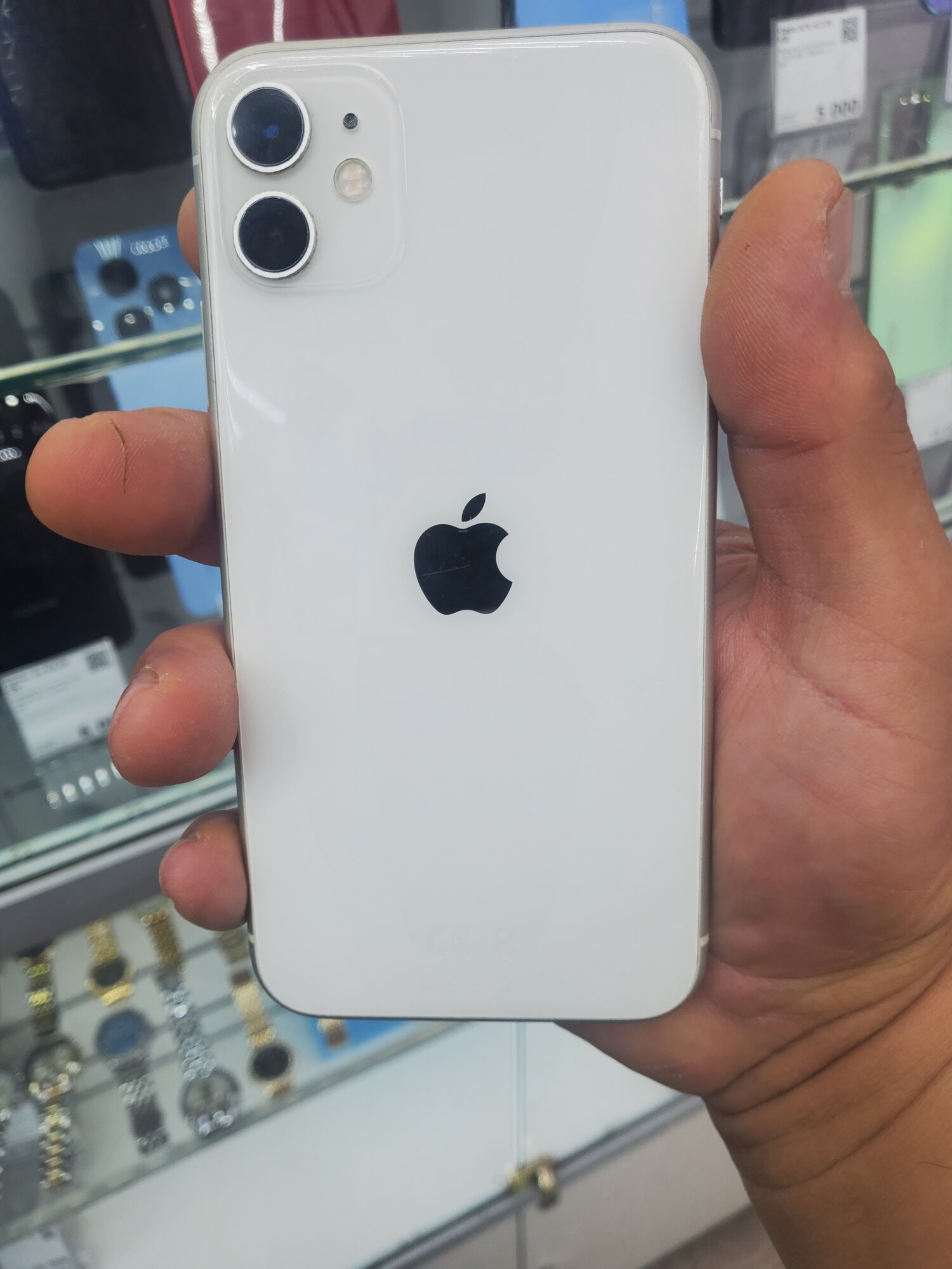 Смартфон Apple iPhone 11 128 ГБ, белый, Б/У