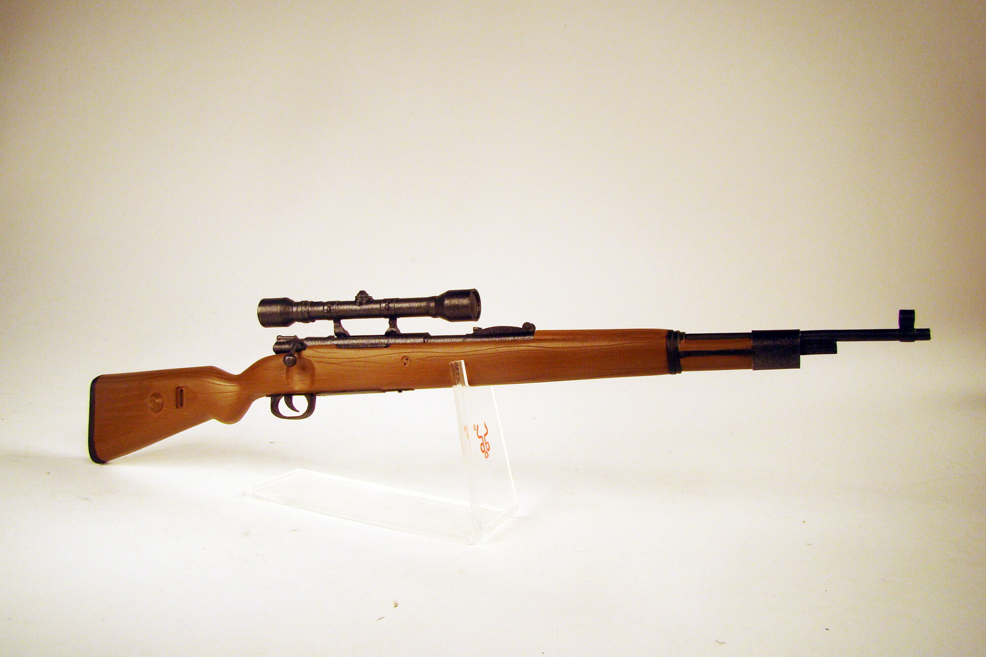 Сборная модель Verlinden Mauser K98 в масштабе 1:4