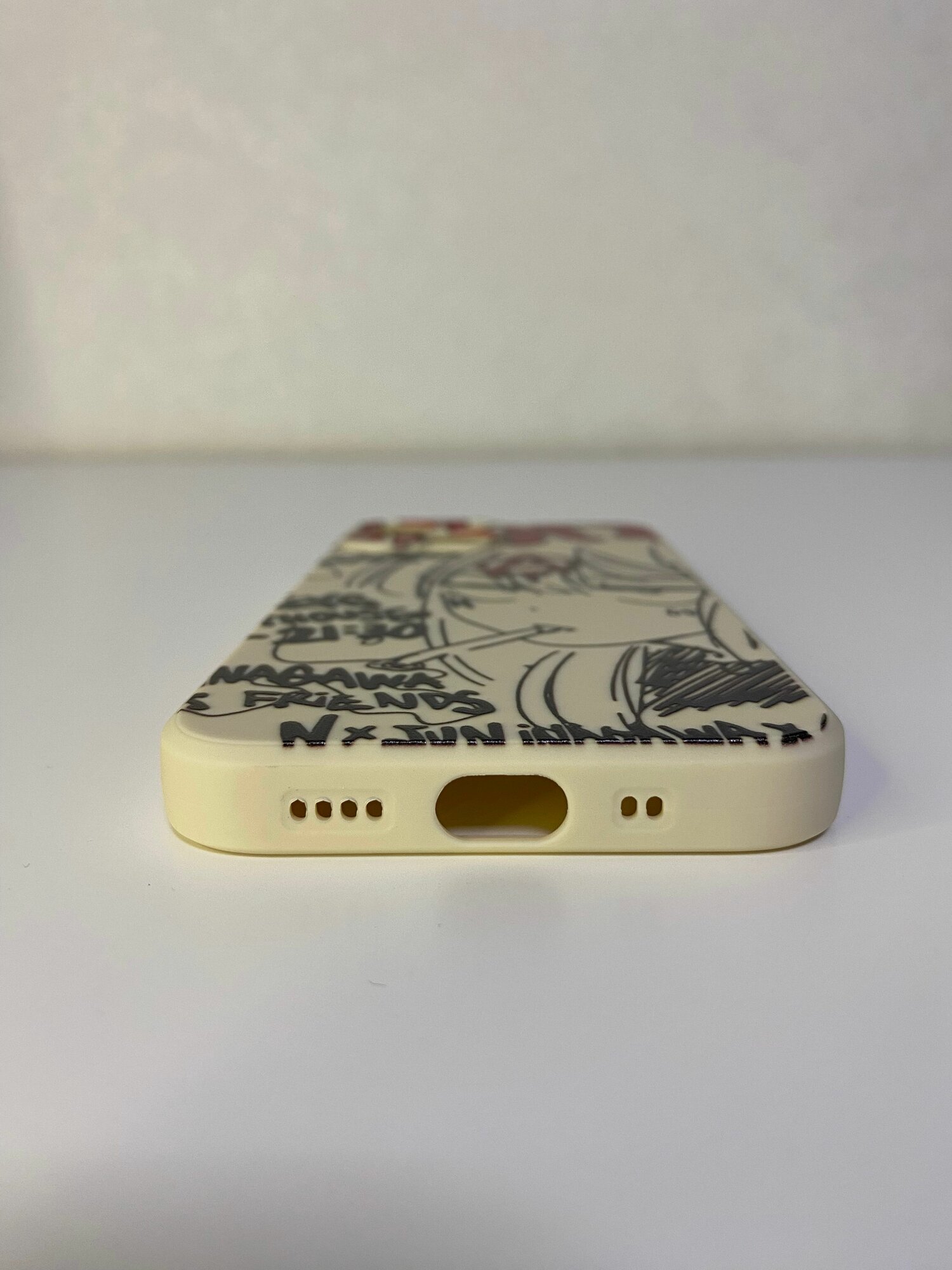 Чехол-Накладка для смартфона Apple iPhone 13, материал силикон, цвет белый — фото 1