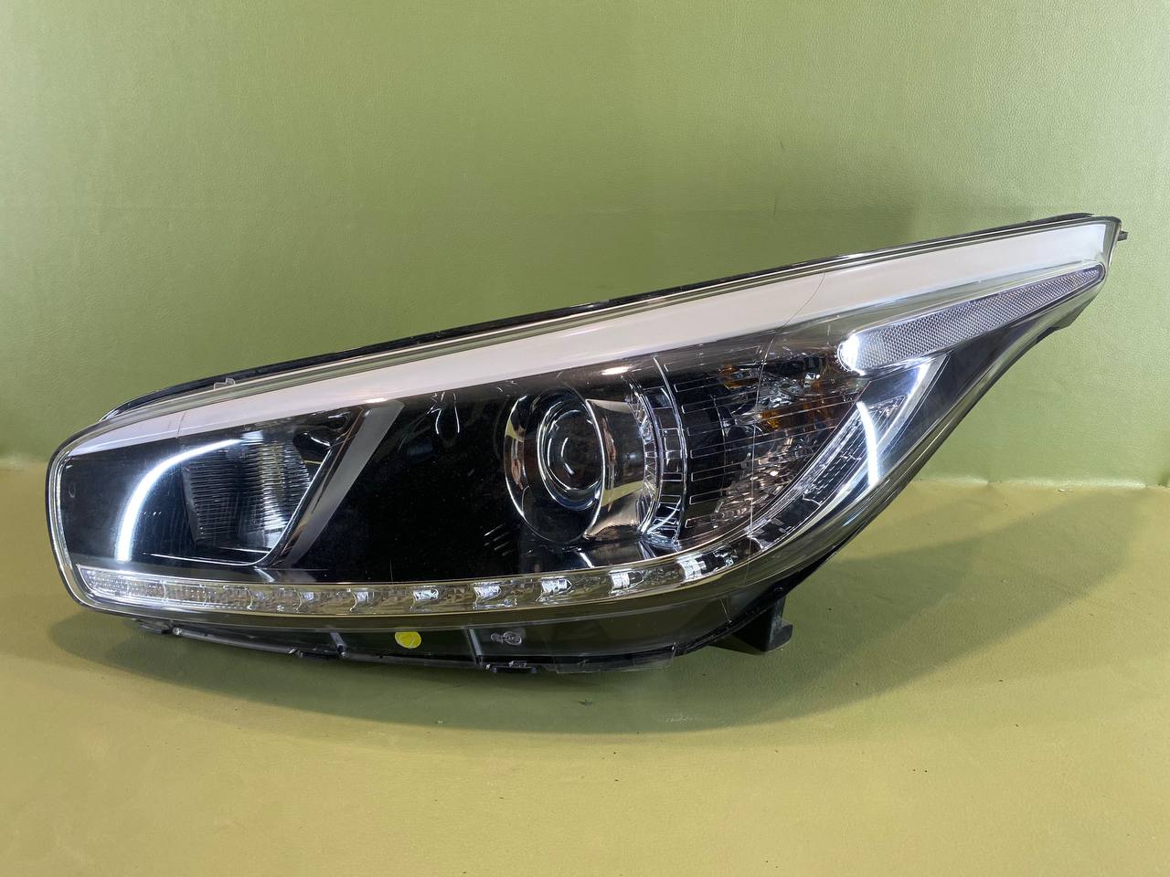 Фара передняя левая (галоген) для Kia Ceed 2 (2012-18гг) 92101A2260