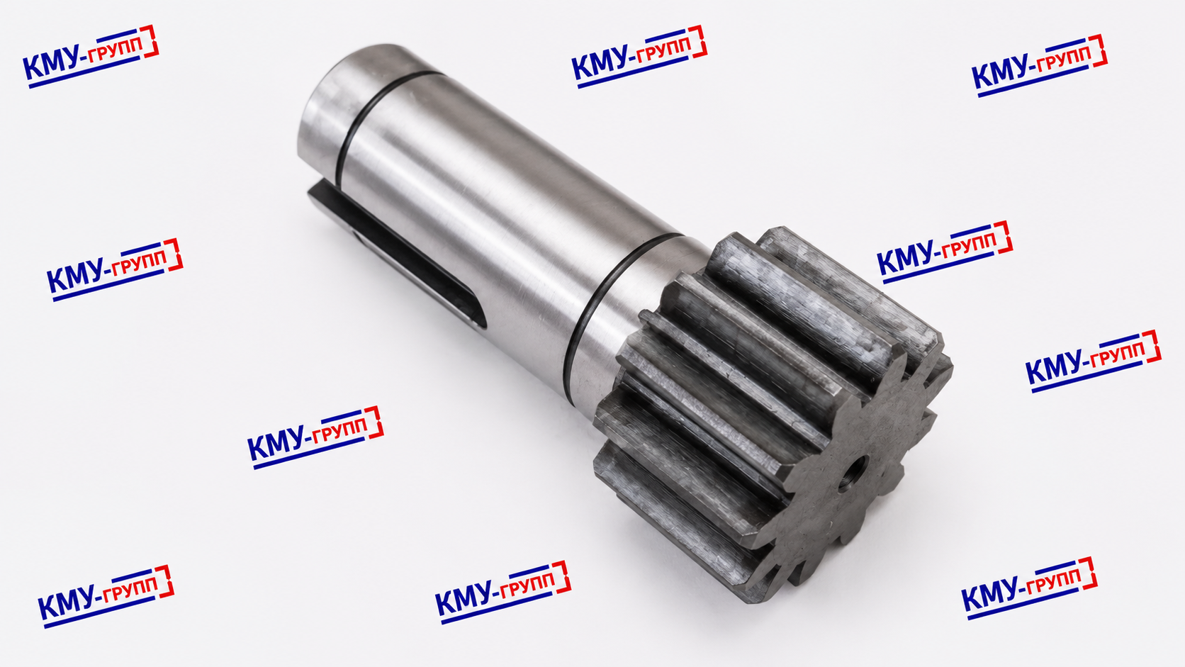 Вал шестерня Maeda MC 250 / 260 / 280