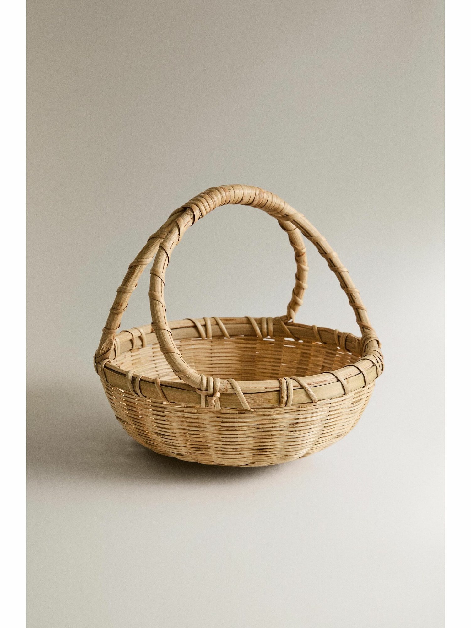 Корзина для хранения Zara Double Handle Bamboo Basket, бамбуковая, светло-бежевая
