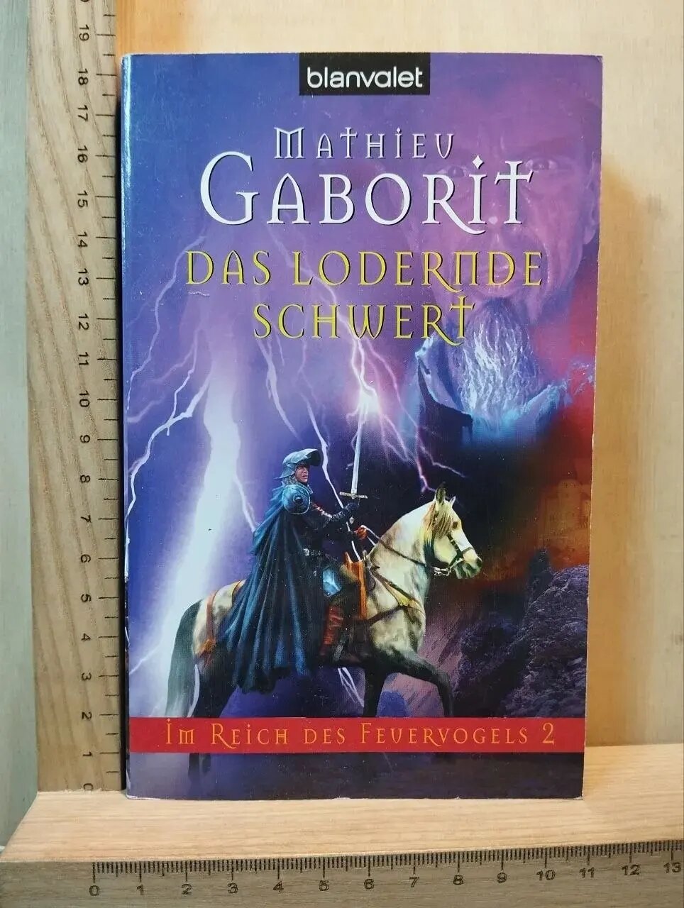 Das lodernde Schwert. Im Reich des Feuervogels 2 (Пыляющий меч. В царстве Жар-птицы -2) (на немецком языке)