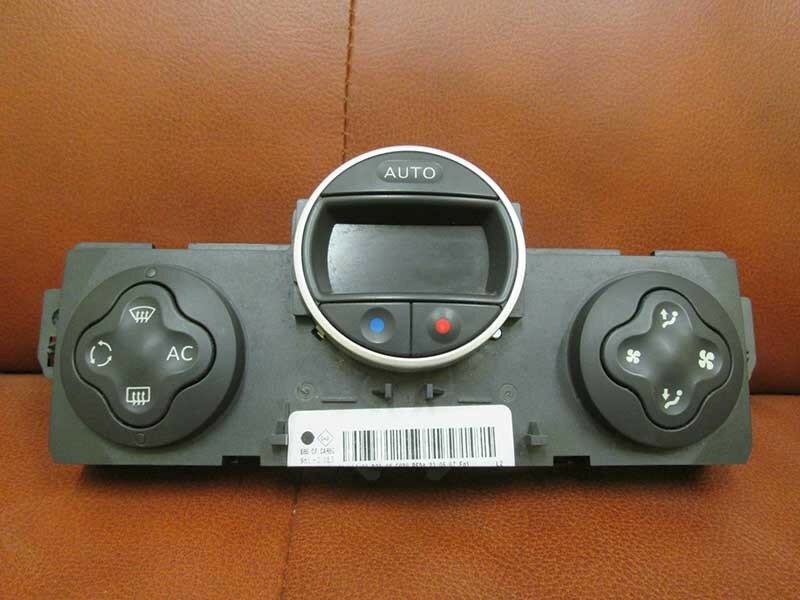 Блок управления климатом 8200296683 Renault Clio 3 б/у